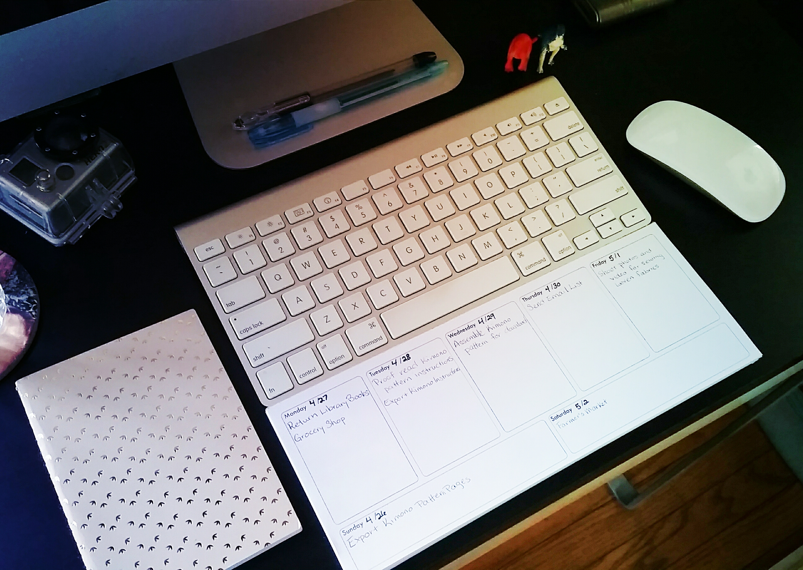 Notepad Desk Calendar How Did You Make This Luxe DIY Notepad Desk Calendar How Did You Make This Luxe DIY