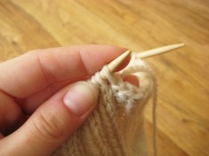 Knitting Cast Off with More Stretch - How Did You Make This? | Luxe DIY