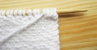 Back Stitch Cast Off - How Did You Make This? | Luxe DIY