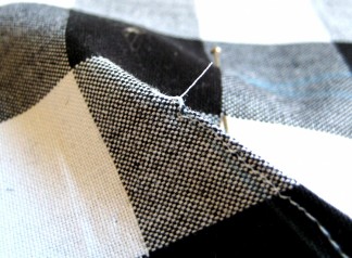 How to Sew Darts - How Did You Make This? | Luxe DIY